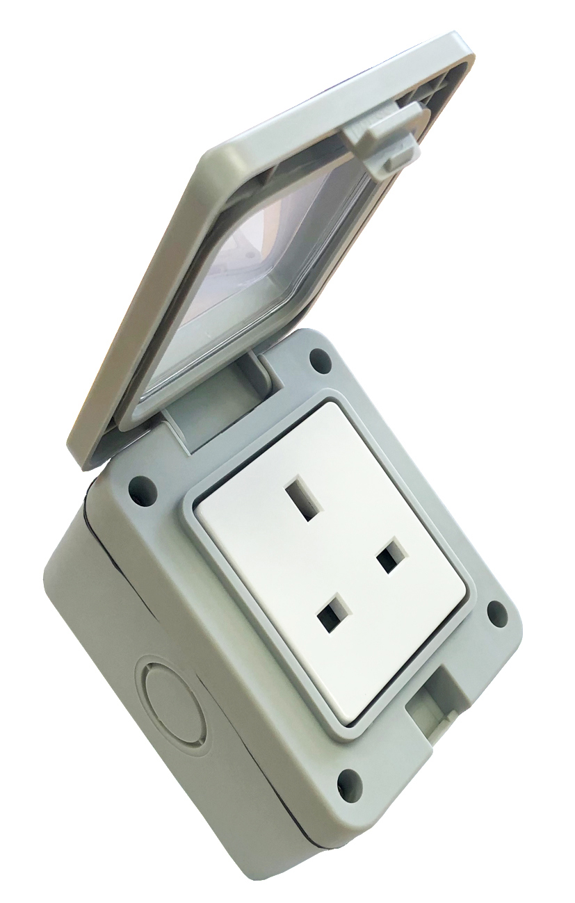 Dencon Accessories - OUTDOOR 1 GANG 13 AMP SOCKET IP54 RATED